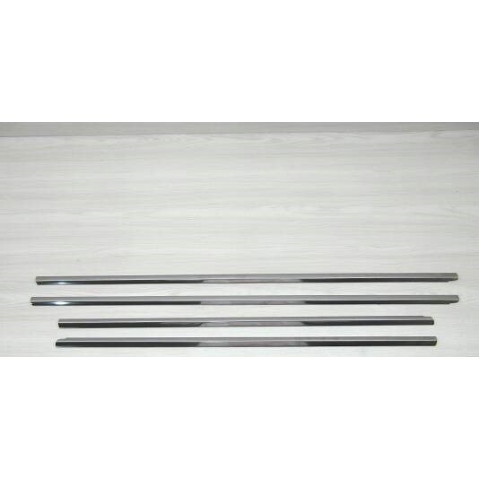 Jual list kaca samping innova | Shopee Indonesia