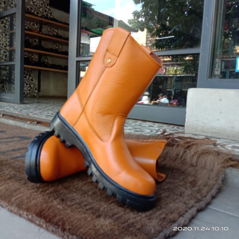 Jual SEPATU SAFETY SHOES // SEPATU PROYEK // SEPATU LAPANGAN // SEPATU ...