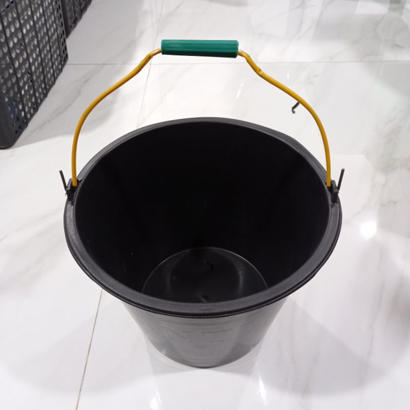 Jual Ember Cor Anti Pecah / Ember Timba Hitam | Shopee Indonesia