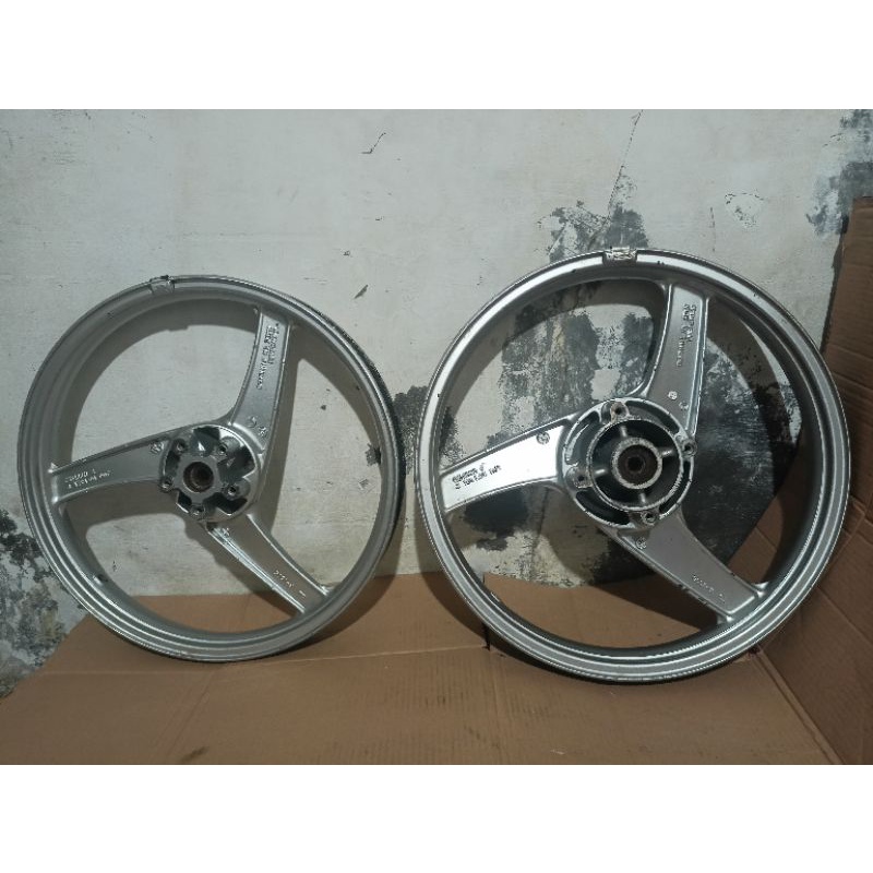 Jual Velg KAWASAKI NINJA R ORIGINAL COPOTAN | Shopee Indonesia