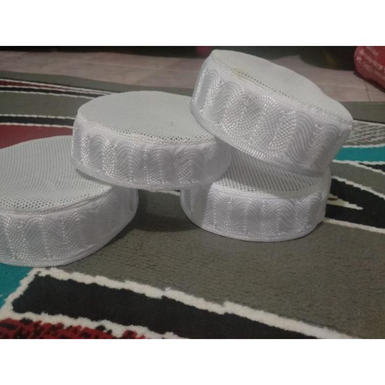 Jual Peci Madinah jaring pendek 5,6 cm,peci ikaf,peci model hadromaut ...