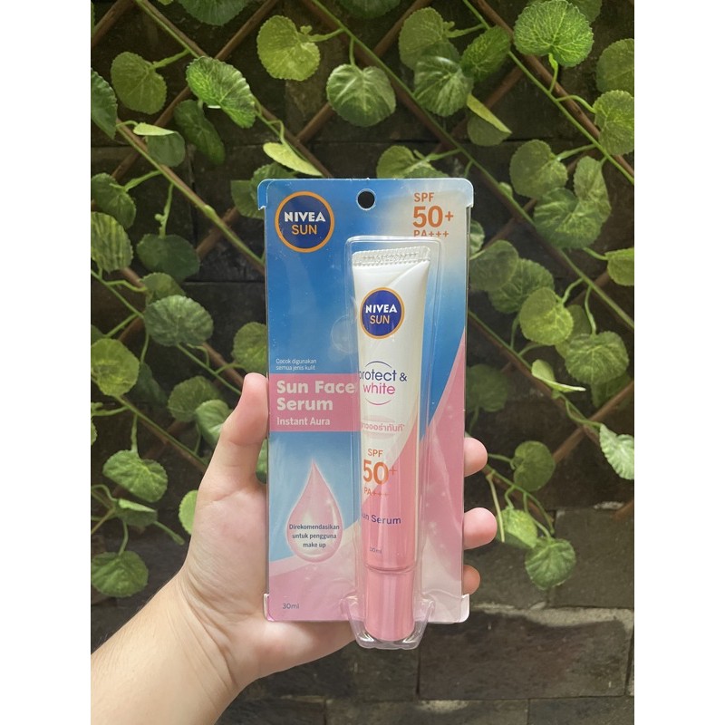 Jual Sunscreen Nivea Sun Face Serum SPF 50+ Oil Control Biru dan ...