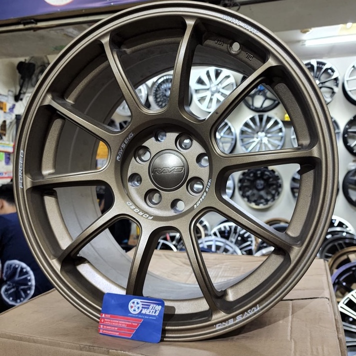 Jual Velg Mobil Volk Rays Ze40 R17 x 7.5 Pcd 4x100 .. 4x114.3 | Shopee ...