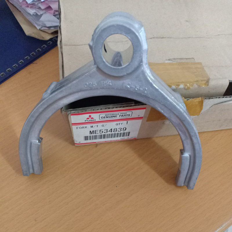 Jual Shift fork Garpu Transmisi Canter | Shopee Indonesia