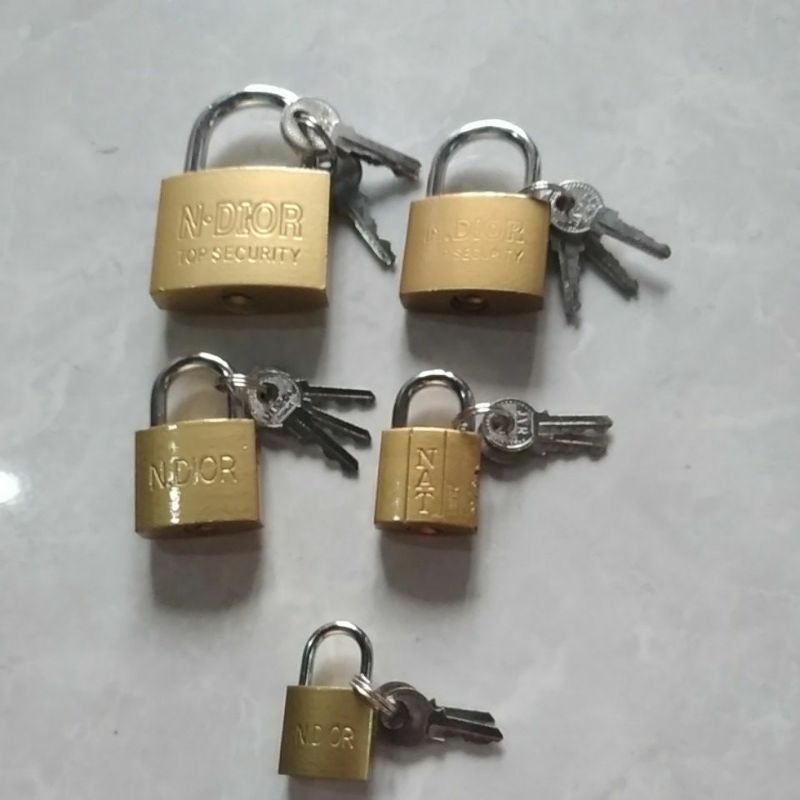 Jual gembok kuning ukuran 20mm 25mm30mm4050mm | Shopee Indonesia