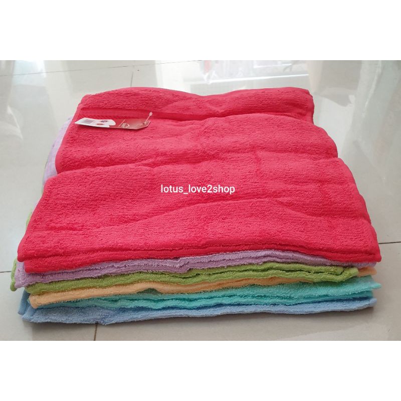 Jual HANDUK MERAH PUTIH KECIL ukuran 30×70 cm | Shopee Indonesia