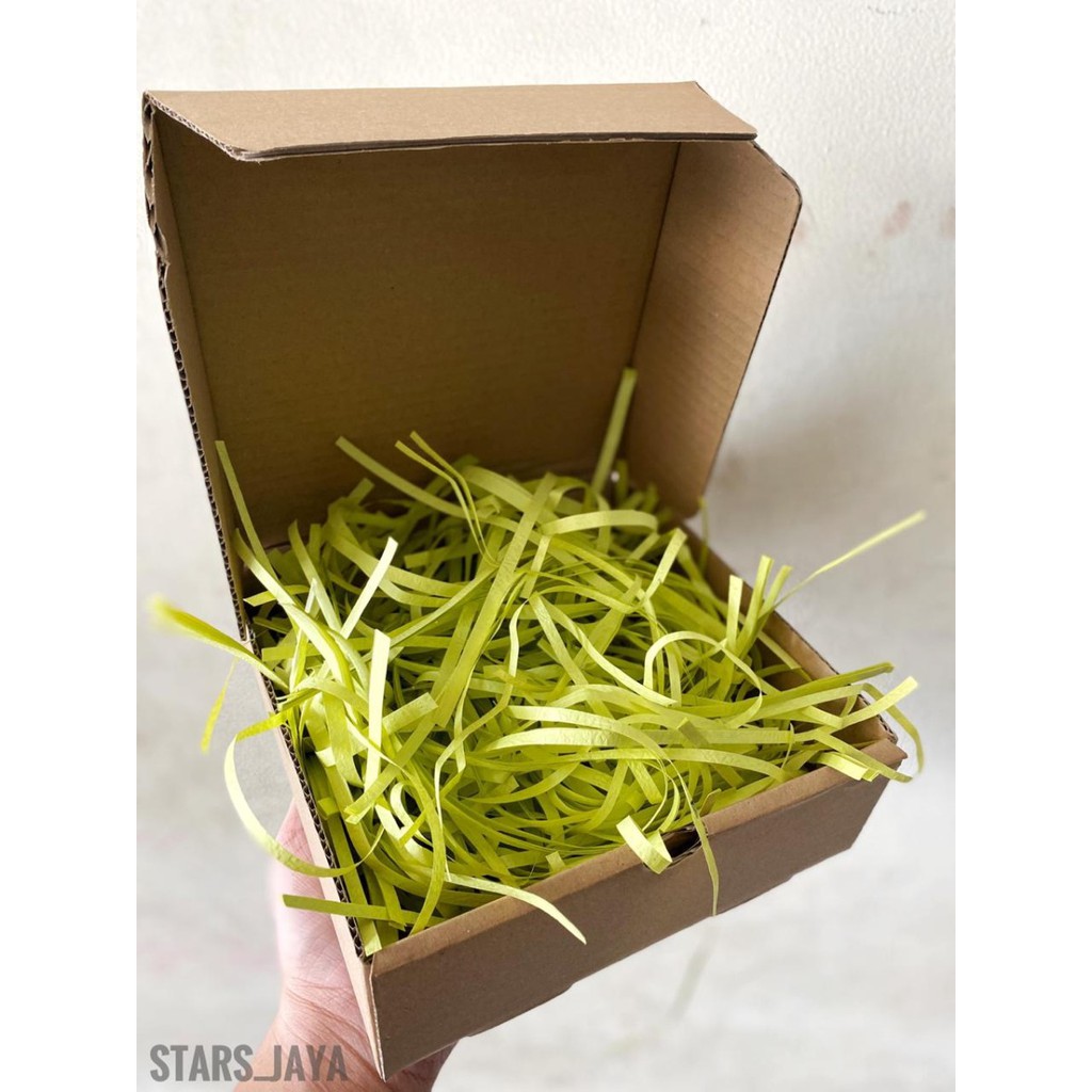 Jual cacah warna / kertas suwir /shredded paper colorful / isian box ...