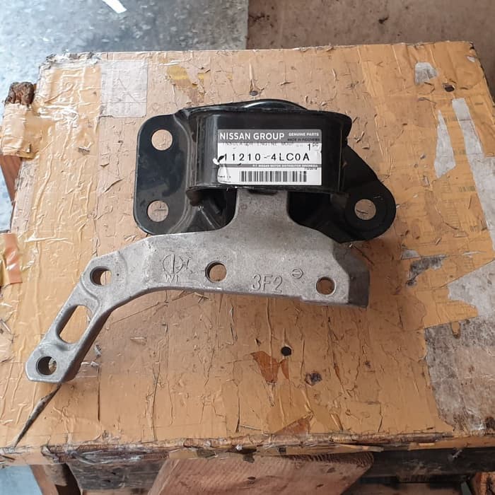 Jual Datsun Go Engine Mounting Dudukan Mesin Kanan RH Insulator Ori ...