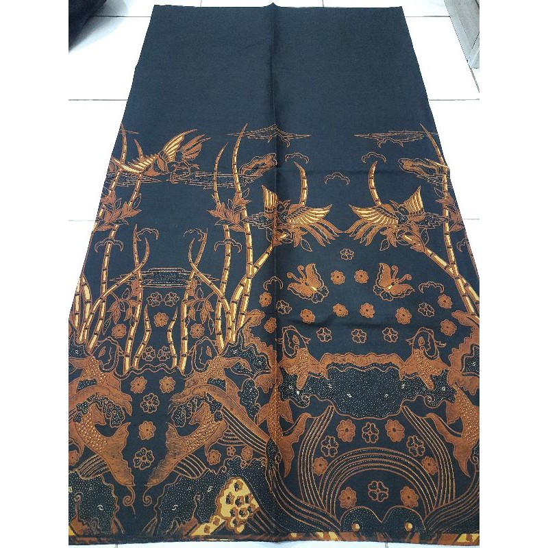Jual Sinjang/Jarik/Kain Batik Latar Cemeng | Shopee Indonesia