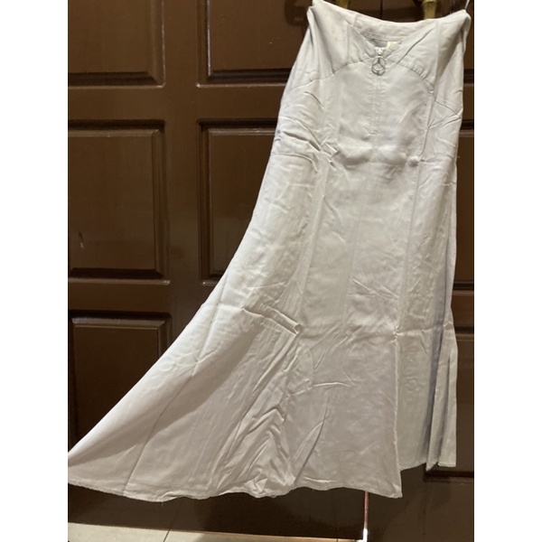 Jual Rok Uniqlo | Shopee Indonesia