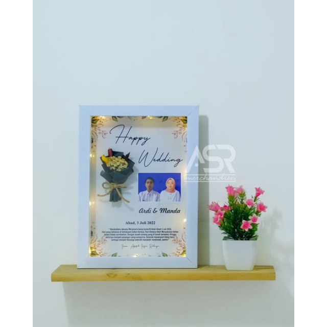 Jual FLOWER IN FRAME KADO PERNIKAHAN ukuran 21x30cm | Shopee Indonesia