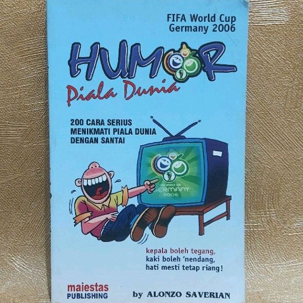 Jual Buku HUMOR PIALA DUNIA - Alonzo Saverian | Shopee Indonesia