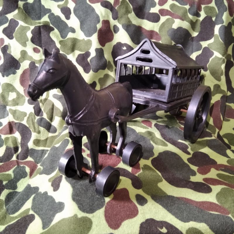 Jual Kereta Kuda Jadul Pedati Mainan Jadul Diorama Maket Miniatur Kuda ...