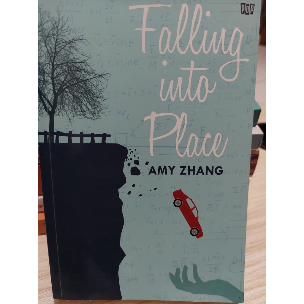 Jual Novel Falling into Place - Amy Zhang (Preloved) | Shopee Indonesia