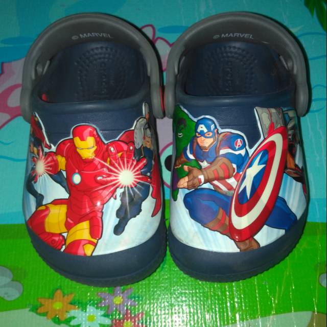 Jual Crocs avengers original (preloved) | Shopee Indonesia