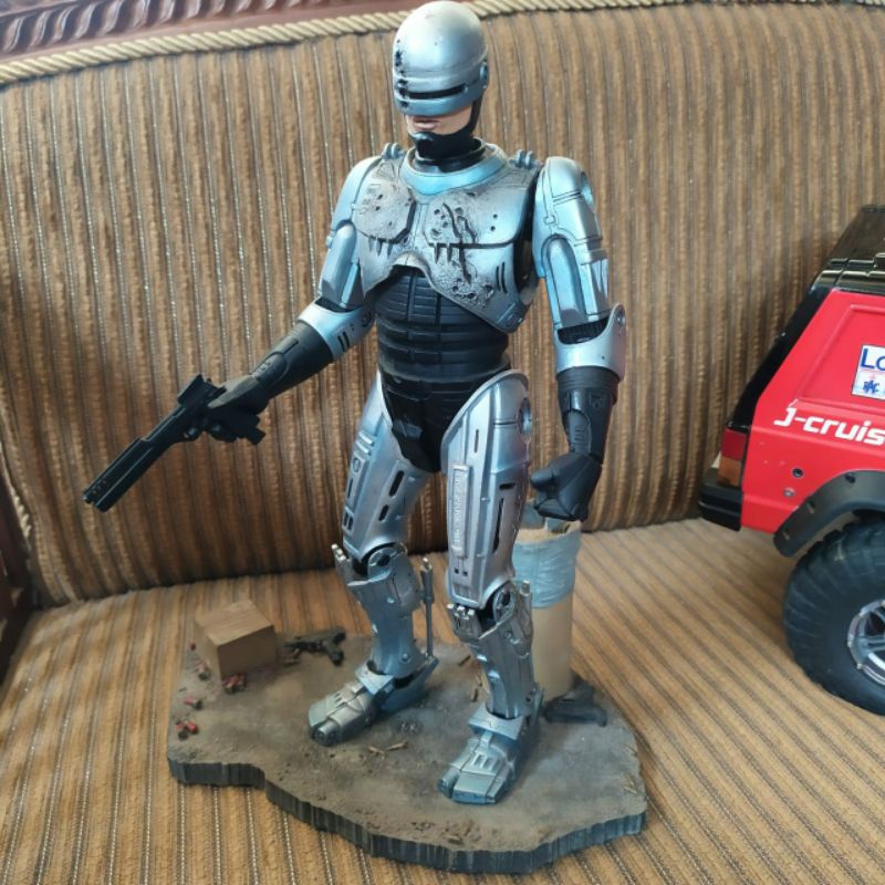 Jual Figure Robocop McFarlane 12 inch | Shopee Indonesia