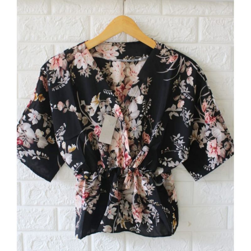 Jual Atasan wanita - Crop Top Cringkle Airflow - Crop Serut Flower ...