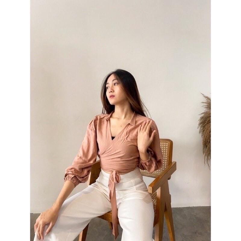 Jual KEIRA WRAP DESITA CROP TOP BLOUSE Baju Fashion Pakaian Blus Atasan ...