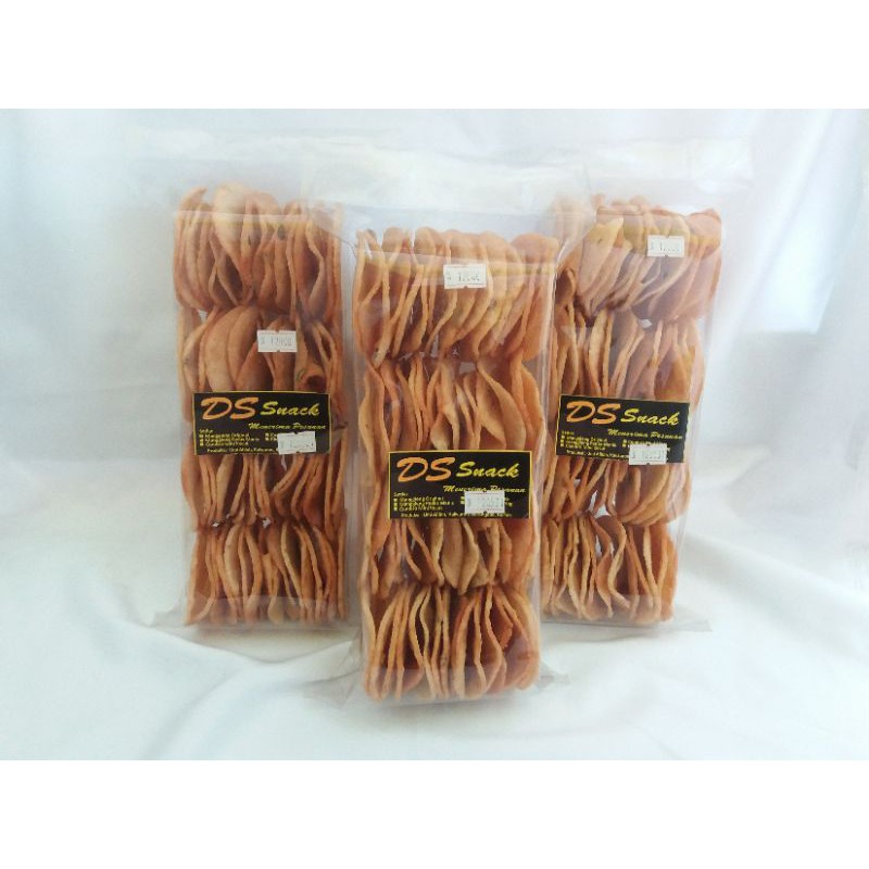 Jual Combro- Kripik Combro Kreyes Kriuk Snack khas Wonosobo | Shopee ...