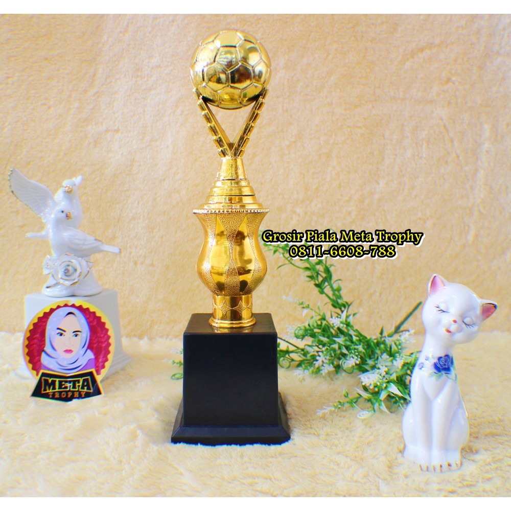 Jual PIALA/TROPHY MURAH SET 123 GLOD COSTUM UNTUK LOMBA SEKOLAH HARI IBU PRAMUKA CLASS MEETING ...