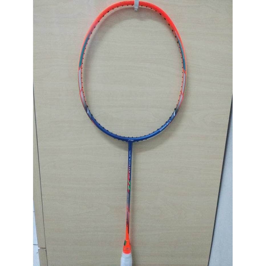 Jual raket badminton lining windstorm 72 original | Shopee Indonesia