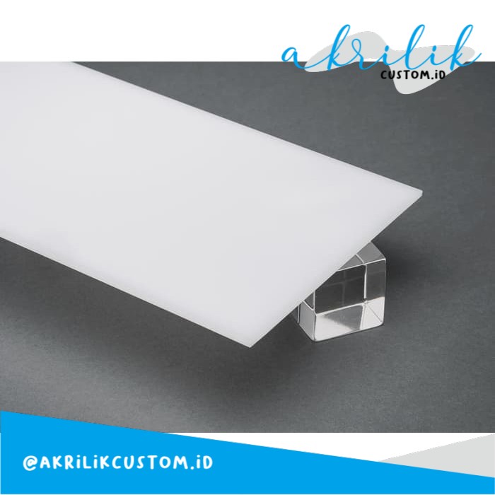 Jual Akrilik Putih Bening Bebas Ukur Sendiri Potongan Custom/Akrilik ...