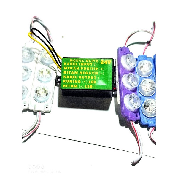 Jual MODUL LAMPU BLITZ PESAWAT 24 VOLT +2 LAMPU LED 3 mata | Shopee ...