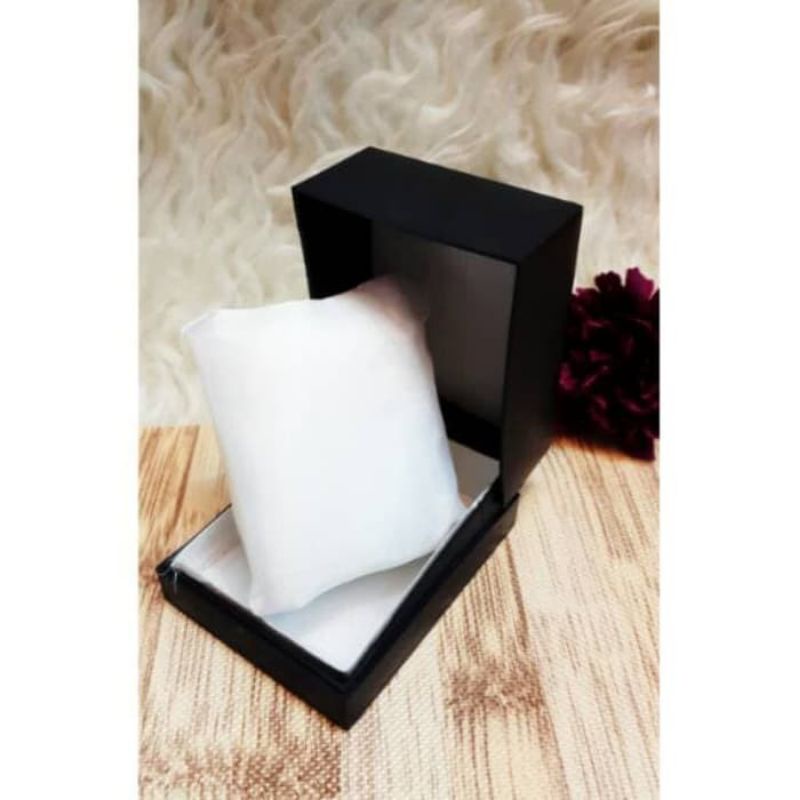 Jual Box jam tangan box jam tangan Mika Box bantal Box BB | Shopee ...