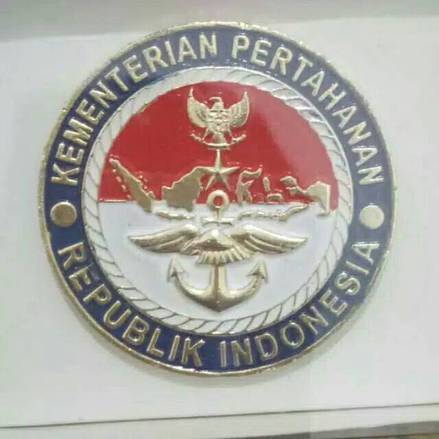 Jual EMBLEM KEMHAN PETA GOLD SESUAI UKURAN PEMBAGIAN / KEMENHAM ...