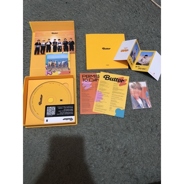 Jual ALBUM BTS BUTTER VER. CREAM UNSEALED & PROOF STANDARD UNSEALED ...