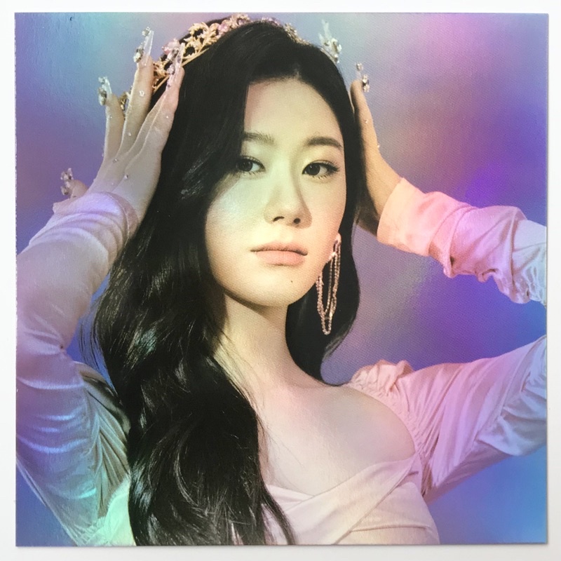 Jual Itzy - Yeji Lia Ryujin Chaeryeong Yuna - Checkmate (Sneakers) - Photocard, Transparent ...