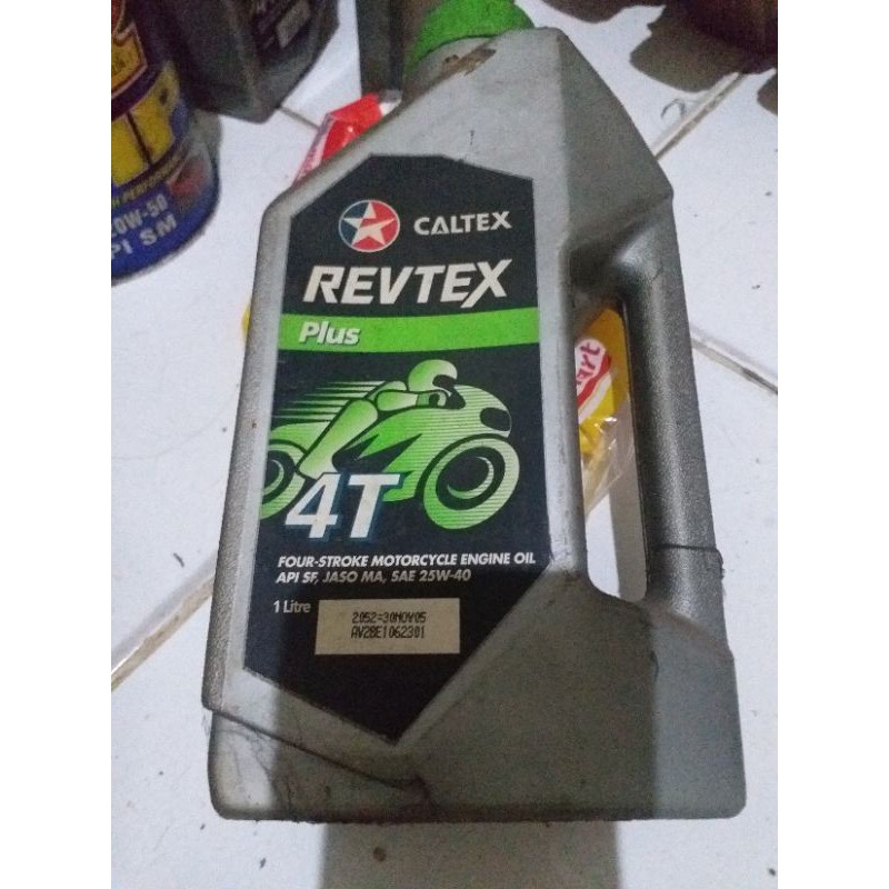 Jual OLI MESIN CALTEX REVTEX PLUS 4T SAE 25W-40 API SF 1LITER | Shopee ...