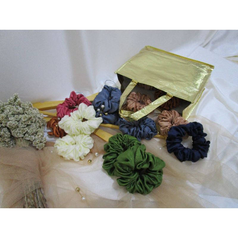 Jual Scrunchie (ikat rambut/Cepol anti pusing) | Shopee Indonesia
