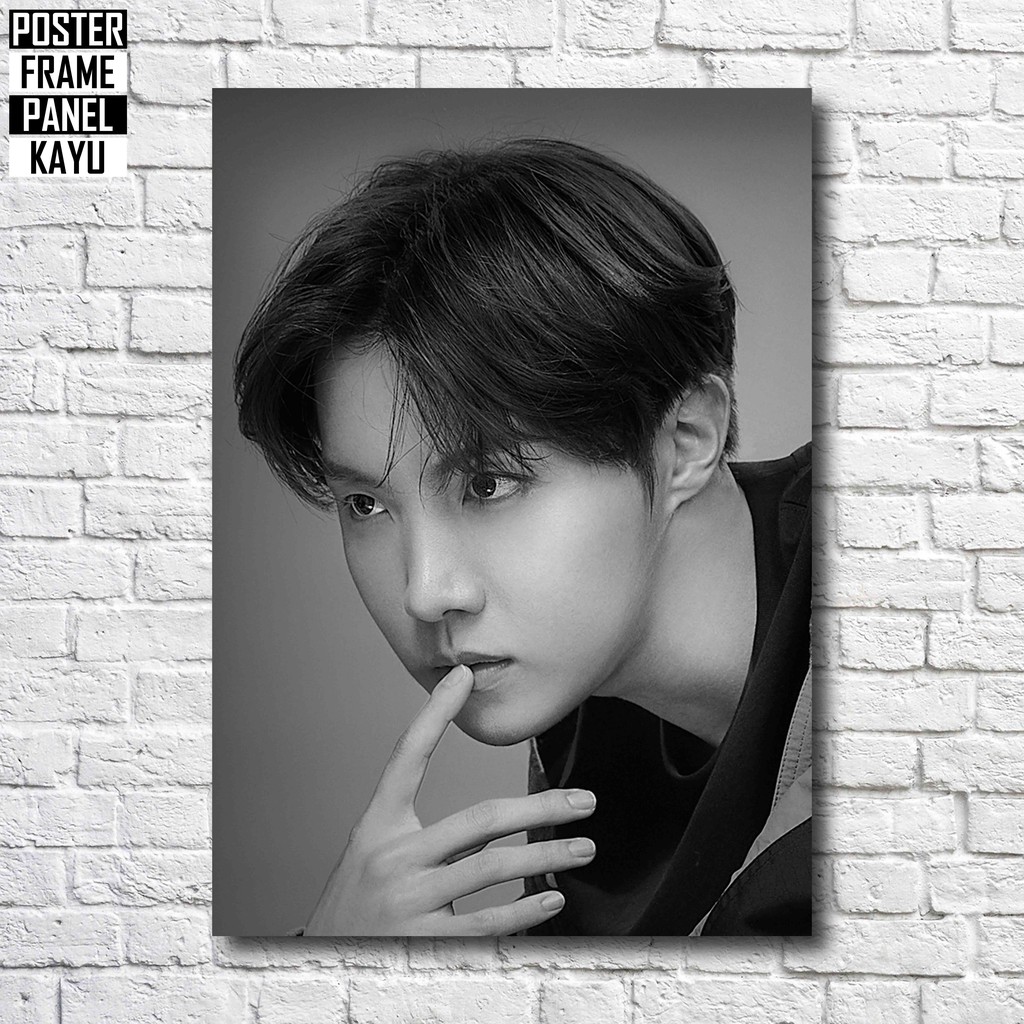 Jual Poster BTS J Hope Frame Kayu Solid A4 JHP084 | Shopee Indonesia