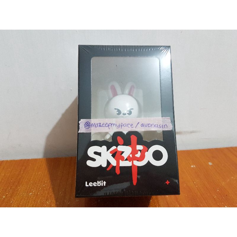 Jual [Stray Kids] SKZOO Figure God's Menu Leebit/Lee Know version ...