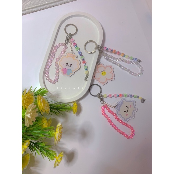Jual Treasure Gantungan Kunci Akrilik with Name / Keychain | Shopee Indonesia