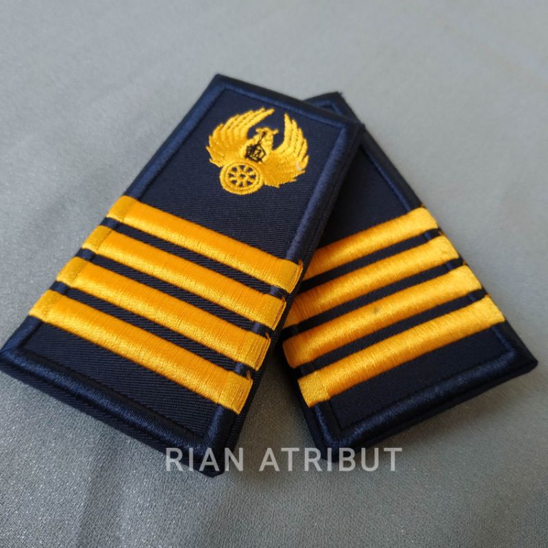 Jual PANGKAT KAI BORDIR / PANGKAT MASINIS / ATRIBUT KERETA API | Shopee ...