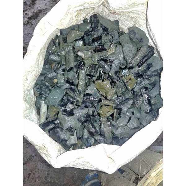 Jual bahan batu black opal sempur 1 kg Ranting banyak( bukan satu ...