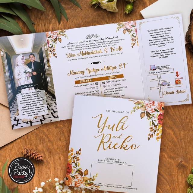 Jual Undangan pernikahan vintage tema bunga rose cream / wedding ...