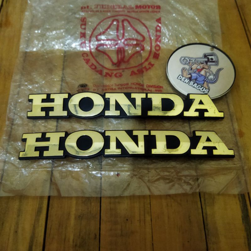 Jual EMBLEM SIMBOL LOGO TULISAN SAMPING COVER BODY TANGKI TENGKI TANK ...