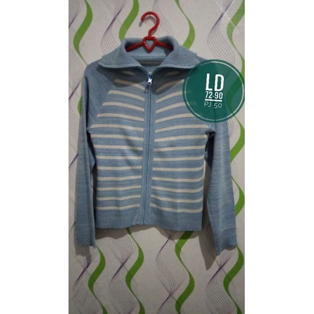 Jual PL preloved jaket rajut lengan panjang | Shopee Indonesia