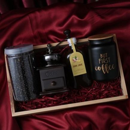 Jual TERBARUU!! Coffee First Edition Hampers/ Parcel Kopi Iamfood ...
