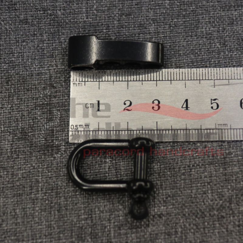 Jual Shackle U Hitam Adjustable Buckle D Gelang Paracord | Shopee Indonesia