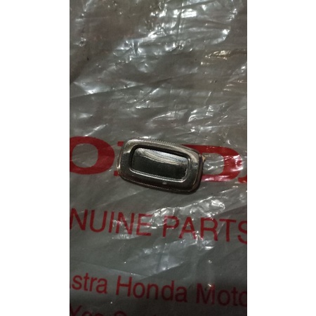 Jual emblem scoopy K2F original tulisan O emblem logo scopy 2021-2022 ...