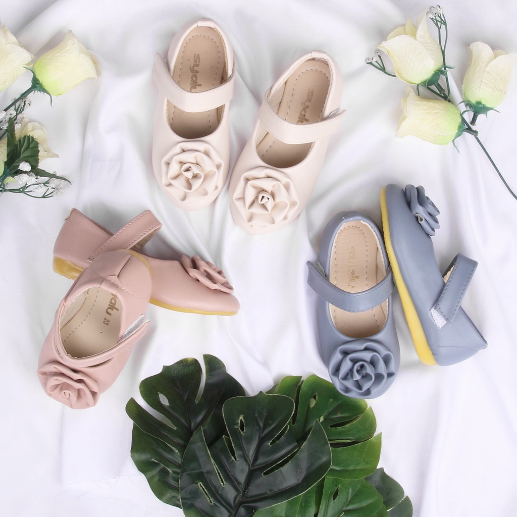 Jual SEPATU ANAK CEWEK MODEL BALET 2 TAHUN RBB | Shopee Indonesia