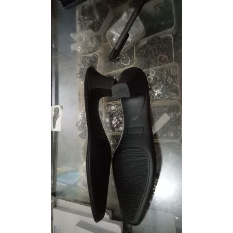 Jual sol hak 5 cm hitam denisa alto 6093 no 36 sd 40 | Shopee Indonesia