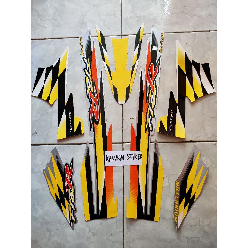Jual striping stiker fiz f1z r milenium millenium kuning silver ...