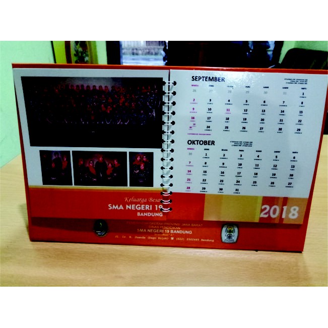 Jual Kalender meja 2025 custom bentuk gambar dan model gambar serta ...