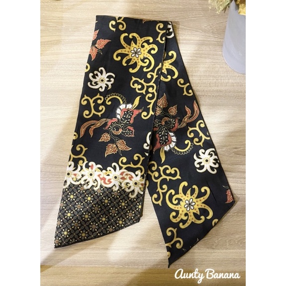 Jual Aunty Banana Scarf Syal Batik Dasi / Oleh Oleh Khas Indonesia ...