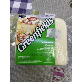 Jual Mozzarella Cheese / Keju Mozzarella merk Greenfields 200g | Shopee ...